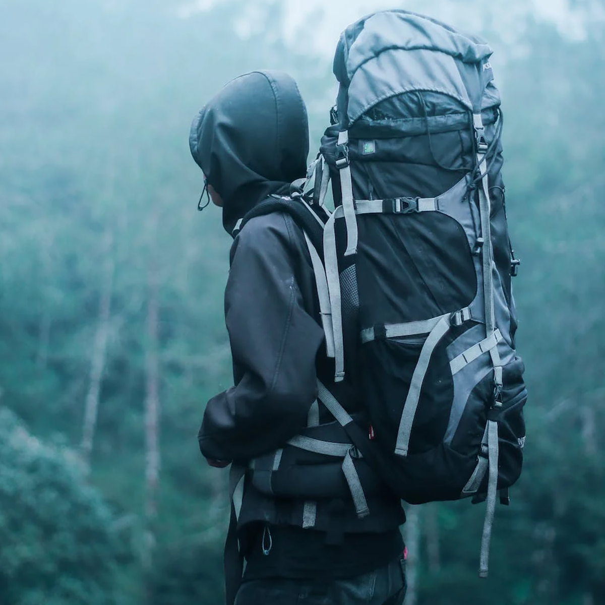 How to Solo Backpack: Tips for a Safe and Rewarding Adventure – Gearlanders